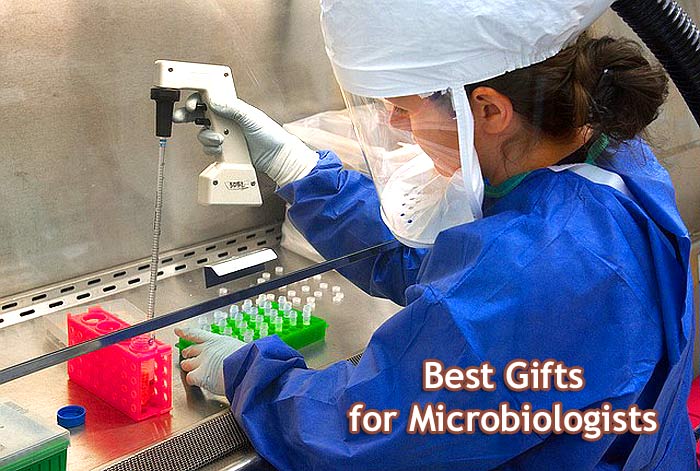 Top 14 BEST Gifts For Microbiologists | Biology Explorer